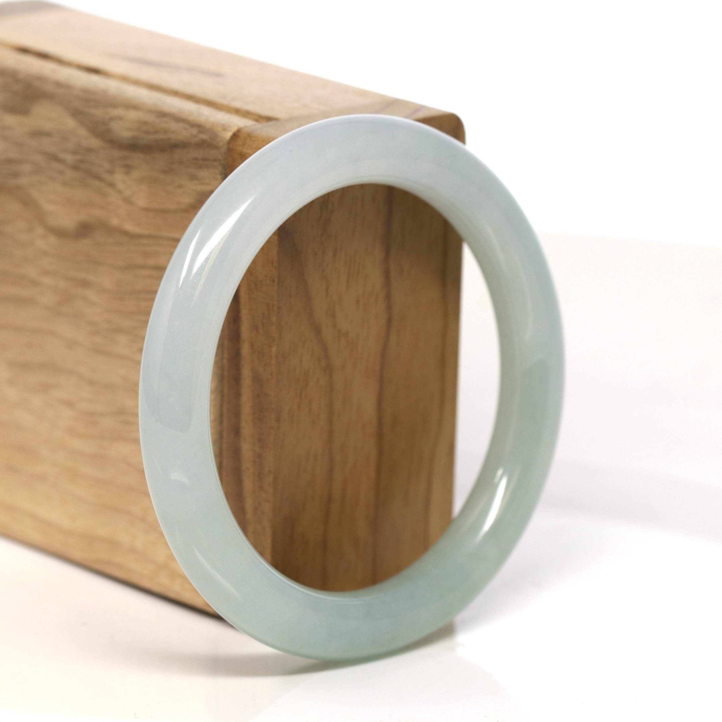 "Classic Round" Ice Jadeite Jade Bangle (53.4 mm) #T457 – BKLA